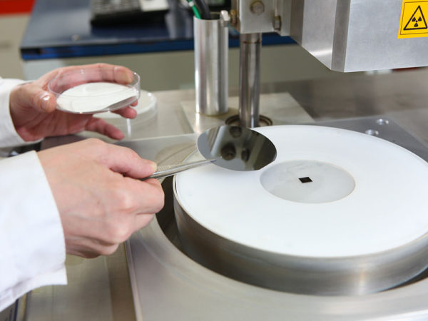 Optical Mirror | First Surface Mirror & Beamsplitter Manufacturing